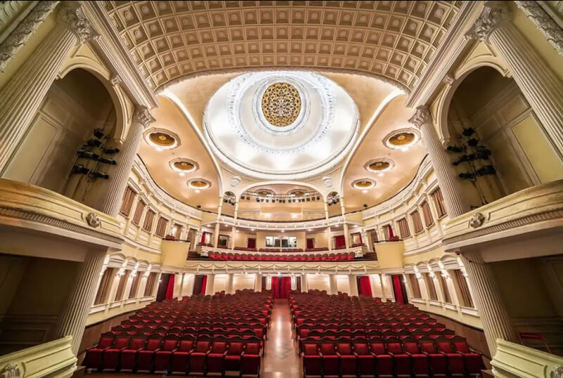 Saigon Opera House: Location, Shows & Travel Tips