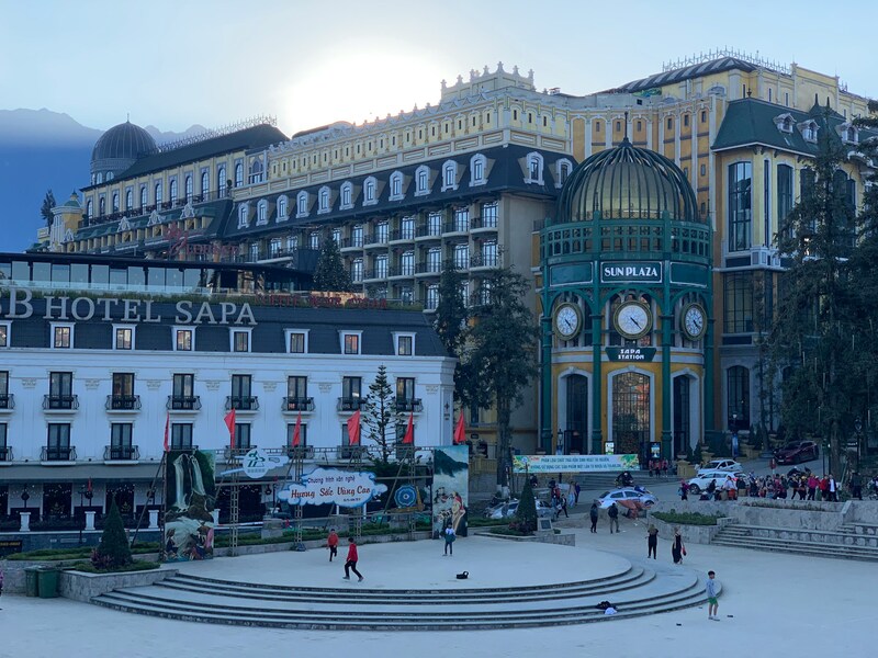 Sapa Night Market: Explore the Distinct Highland Culture