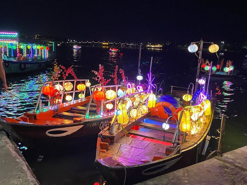 Hoi An Lantern Boat Ride: Timing, Prices & Detailed Guide