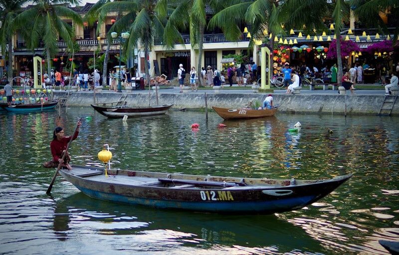 Hoi An Lantern Boat Ride: Timing, Prices & Detailed Guide